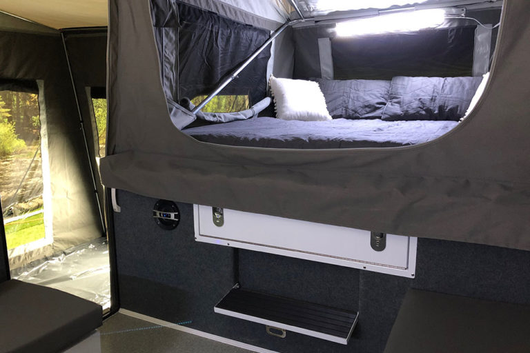 CAMPER TRAILERS T-REX X3 - Long Haul Campers