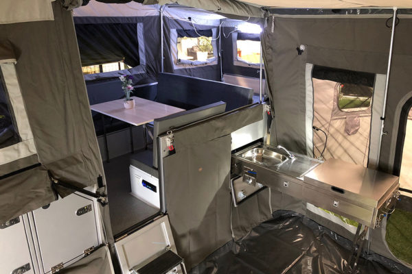 CAMPER TRAILERS T-REX X3 - Long Haul Campers