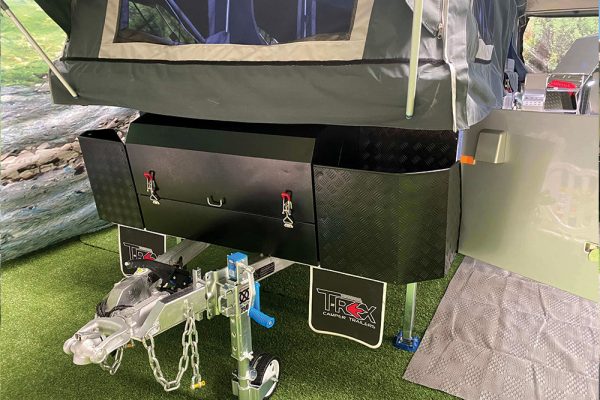 CAMPER TRAILERS T-REX X4 - Long Haul Campers