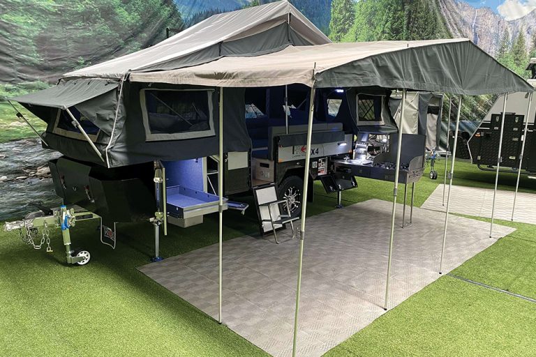 CAMPER TRAILERS T-REX X4 - Long Haul Campers