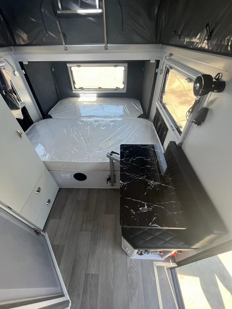 T-REX T11 - Long Haul Campers