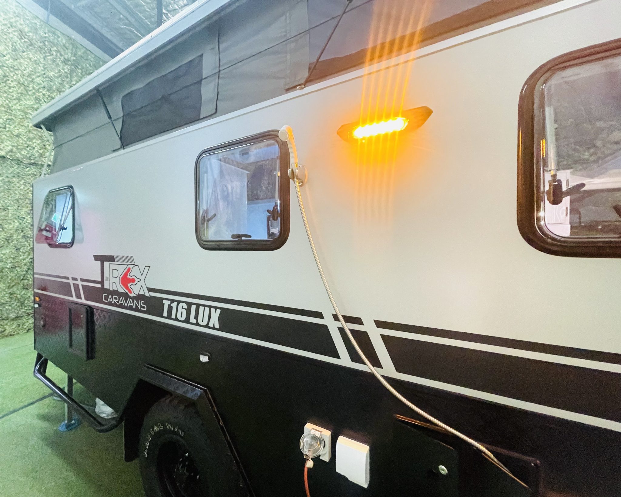 CARAVANS T-REX T16 LUX - Long Haul Campers