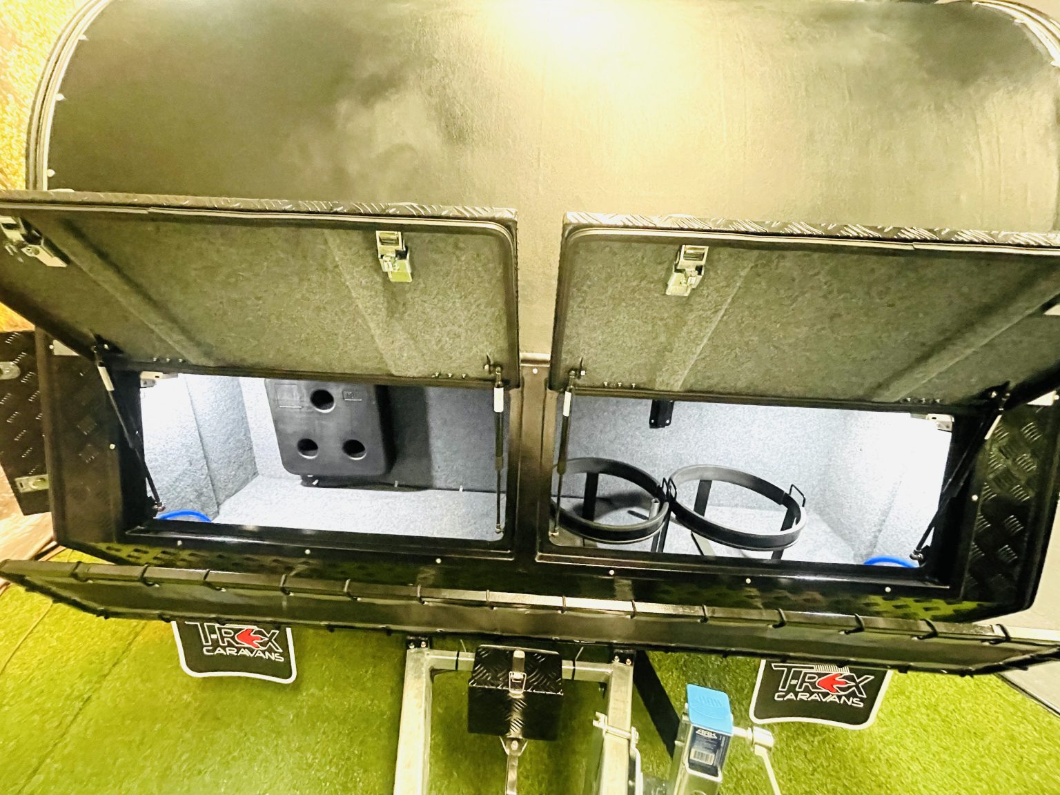 CARAVANS T-REX T16 LUX - Long Haul Campers