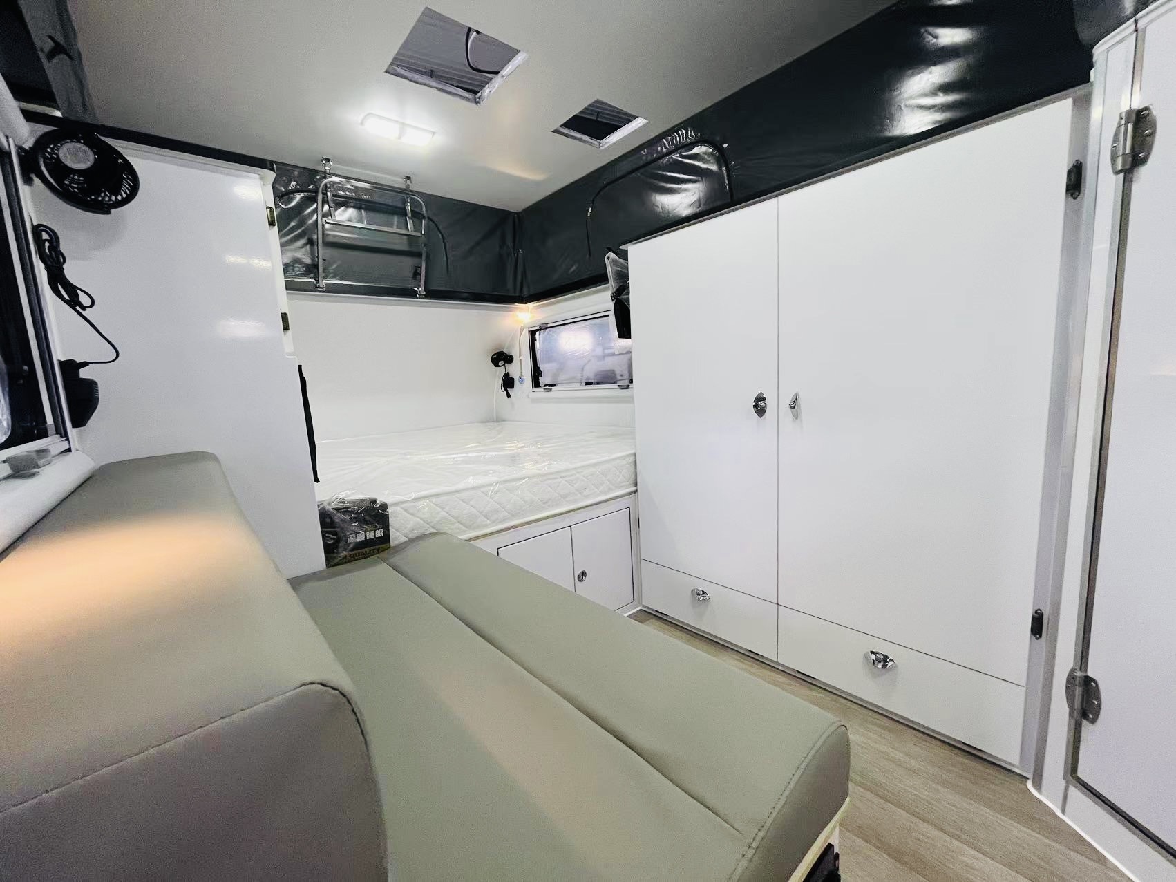 T14 - Long Haul Campers